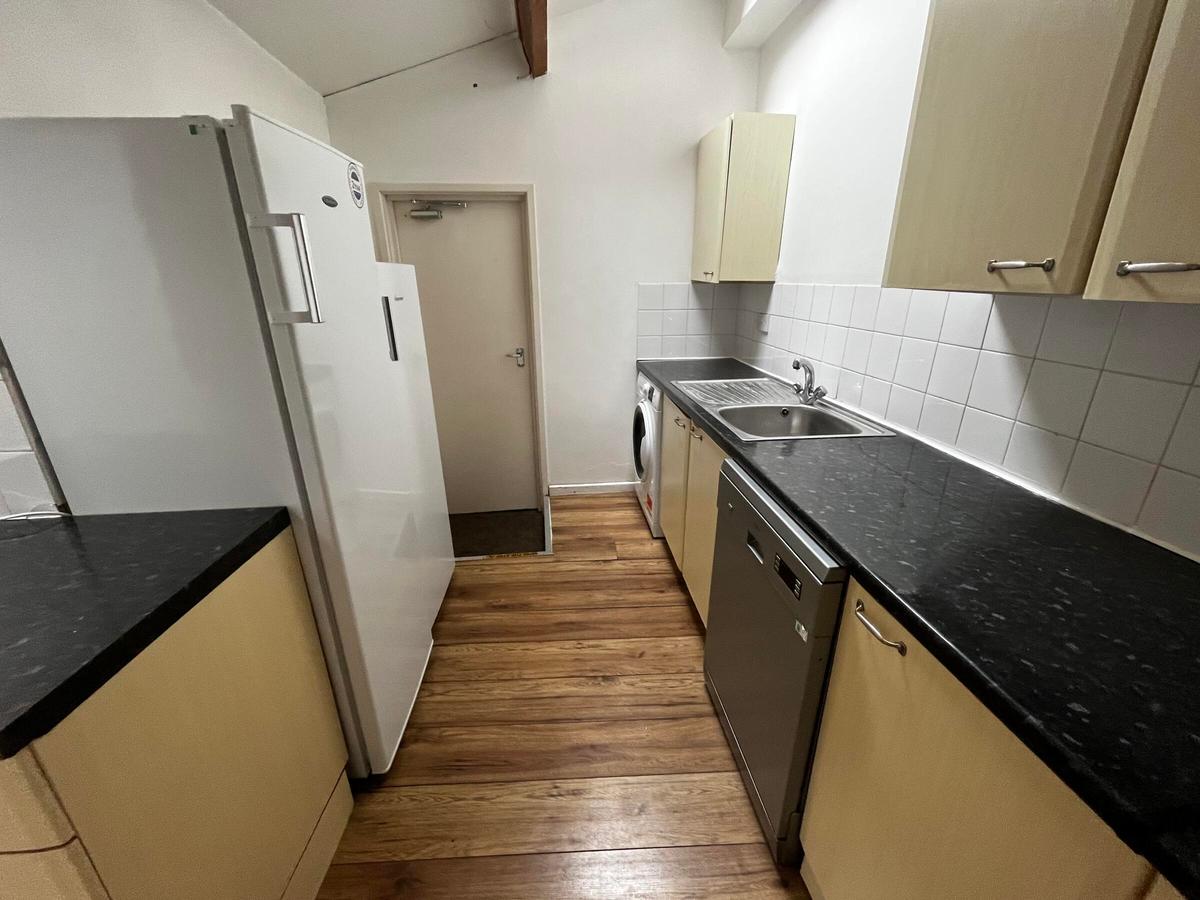 6 bedroom house for rent Locksbrook Road, Bath, BA1 3EJ | UniHomes