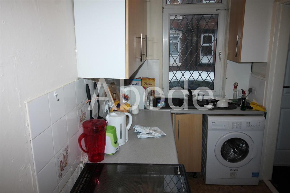 2 bedroom house for rent Harold Road, Leeds, LS6 1PR | UniHomes