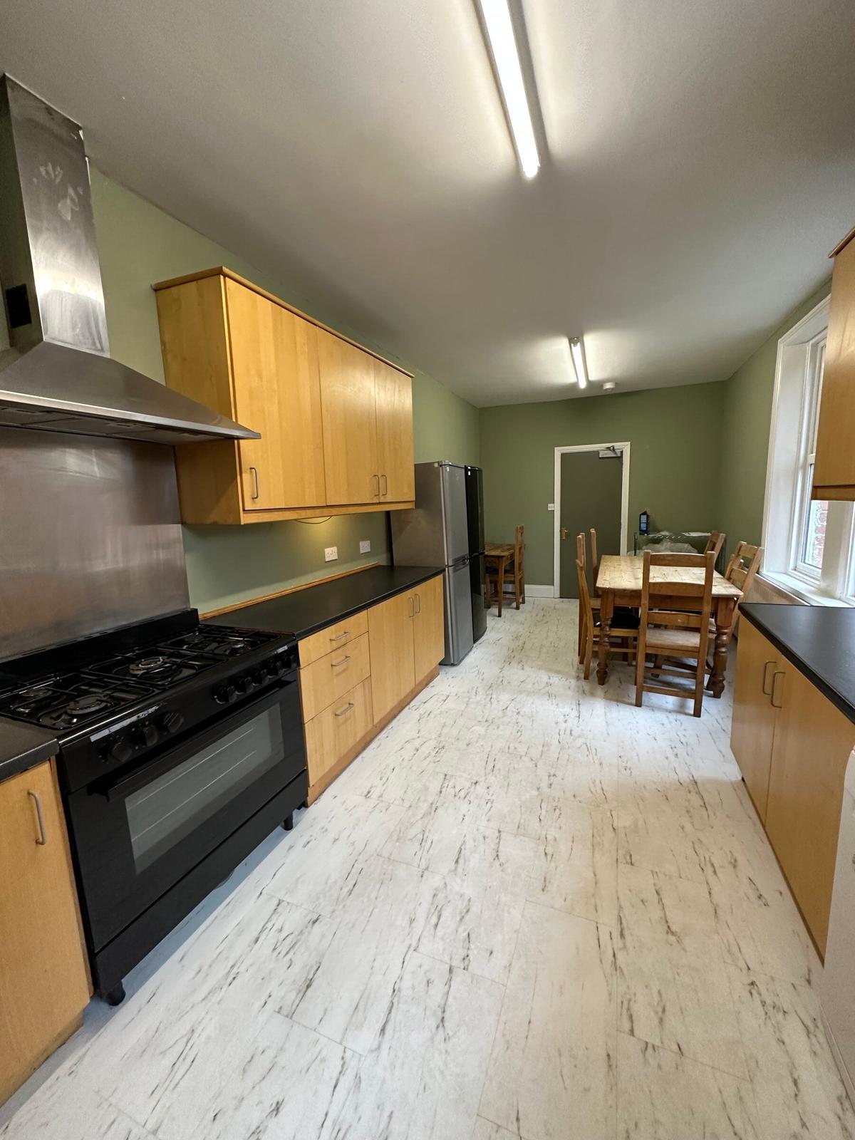 7 bedroom house for rent Manor House Road Newcastle, NE2 2LY | UniHomes