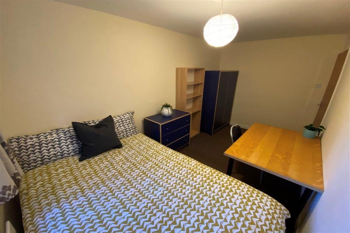 2 bedroom house for rent Beeston Road Nottingham, NG7 2JQ | UniHomes