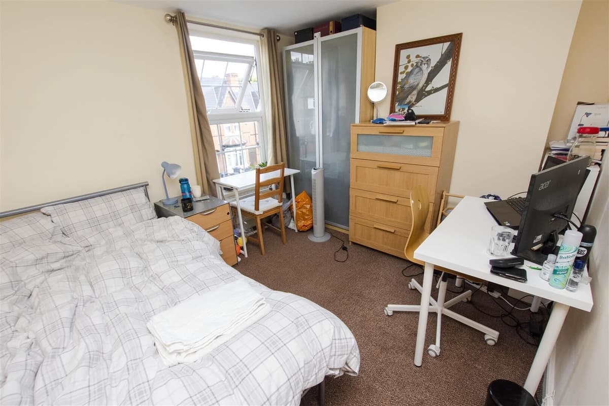 3 Bedroom House For Rent Harborne Park Road Birmingham B17 0ps Unihomes
