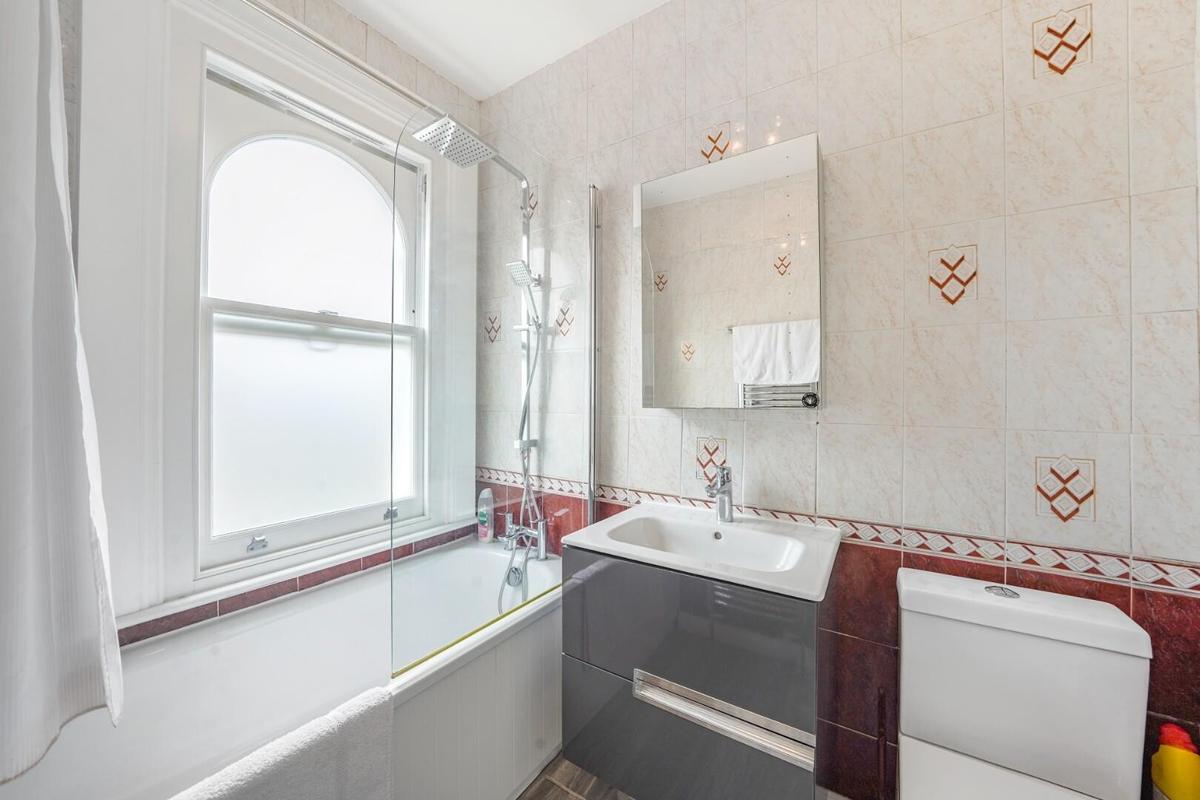 1 bedroom apartment for rent Lowfield Road, London, NW6 2PP | UniHomes