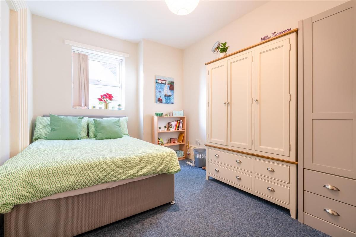 6 bedroom house for rent Tapton House Road Sheffield, S10 5BY | UniHomes