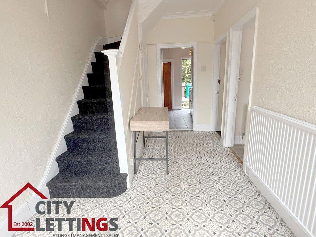 4 bedroom house for rent Elmsthorpe Avenue Nottingham, NG7 2BU | UniHomes