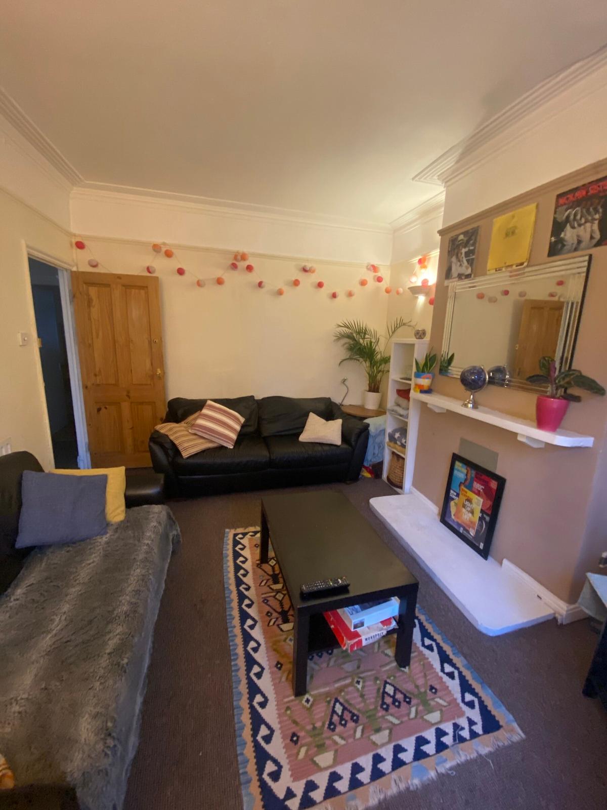 3 bedroom house for rent St. Michaels Road, Leeds, LS6 3AW | UniHomes