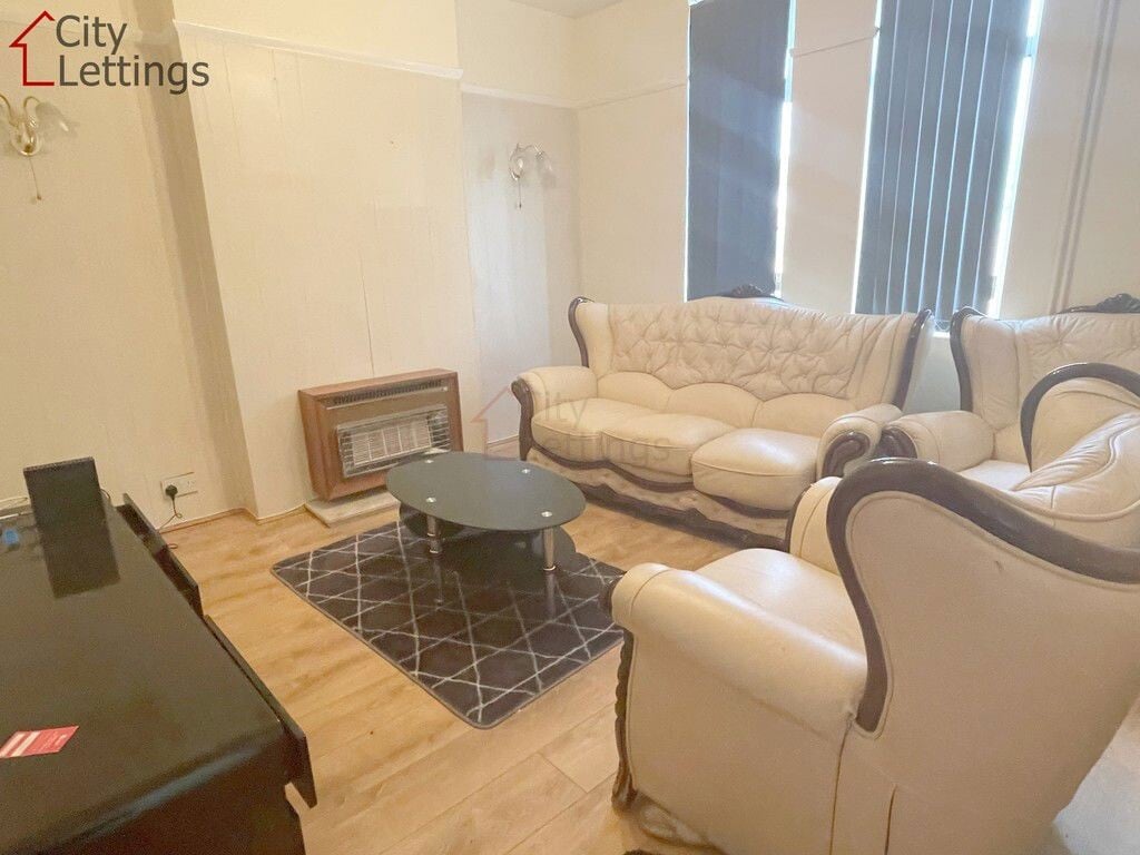 2 bedroom house for rent Cycle Road Nottingham, NG7 2DT | UniHomes
