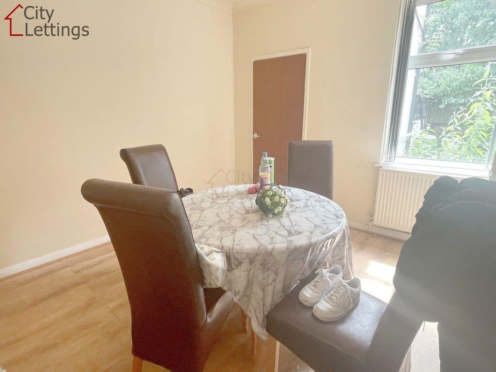 2 bedroom house for rent Cycle Road Nottingham, NG7 2DT | UniHomes