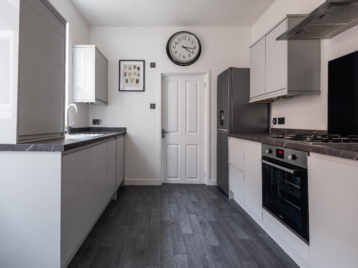 2 bedroom apartment for rent Coniston Avenue West Jesmond Newcastle ...