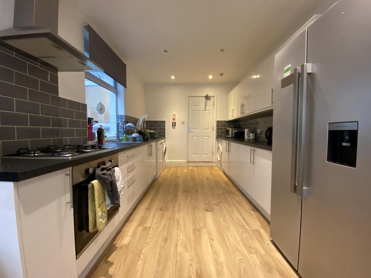 5 bedroom house for rent Malefant Street, Cardiff, CF24 4QH | UniHomes