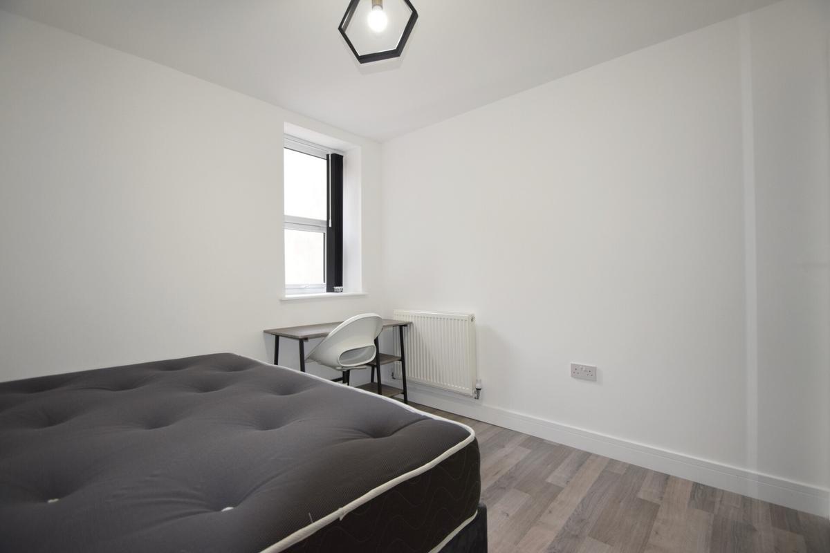 6 bedroom house for rent Cathays Terrace Cardiff, CF24 4HY | UniHomes