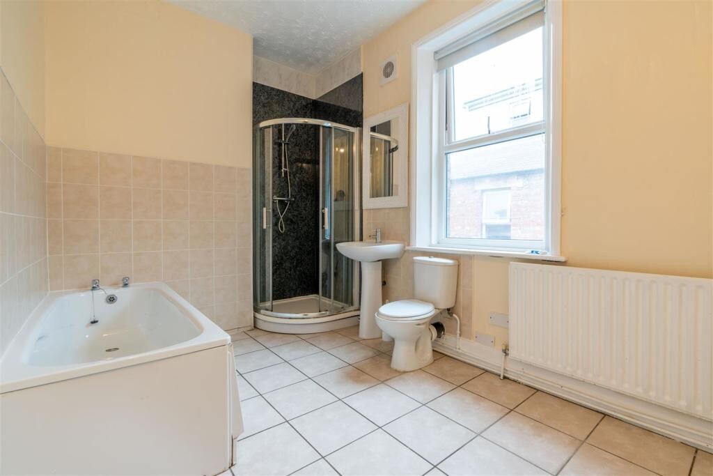 6 bedroom house for rent Brighton Grove, Newcastle, NE4 5NT | UniHomes