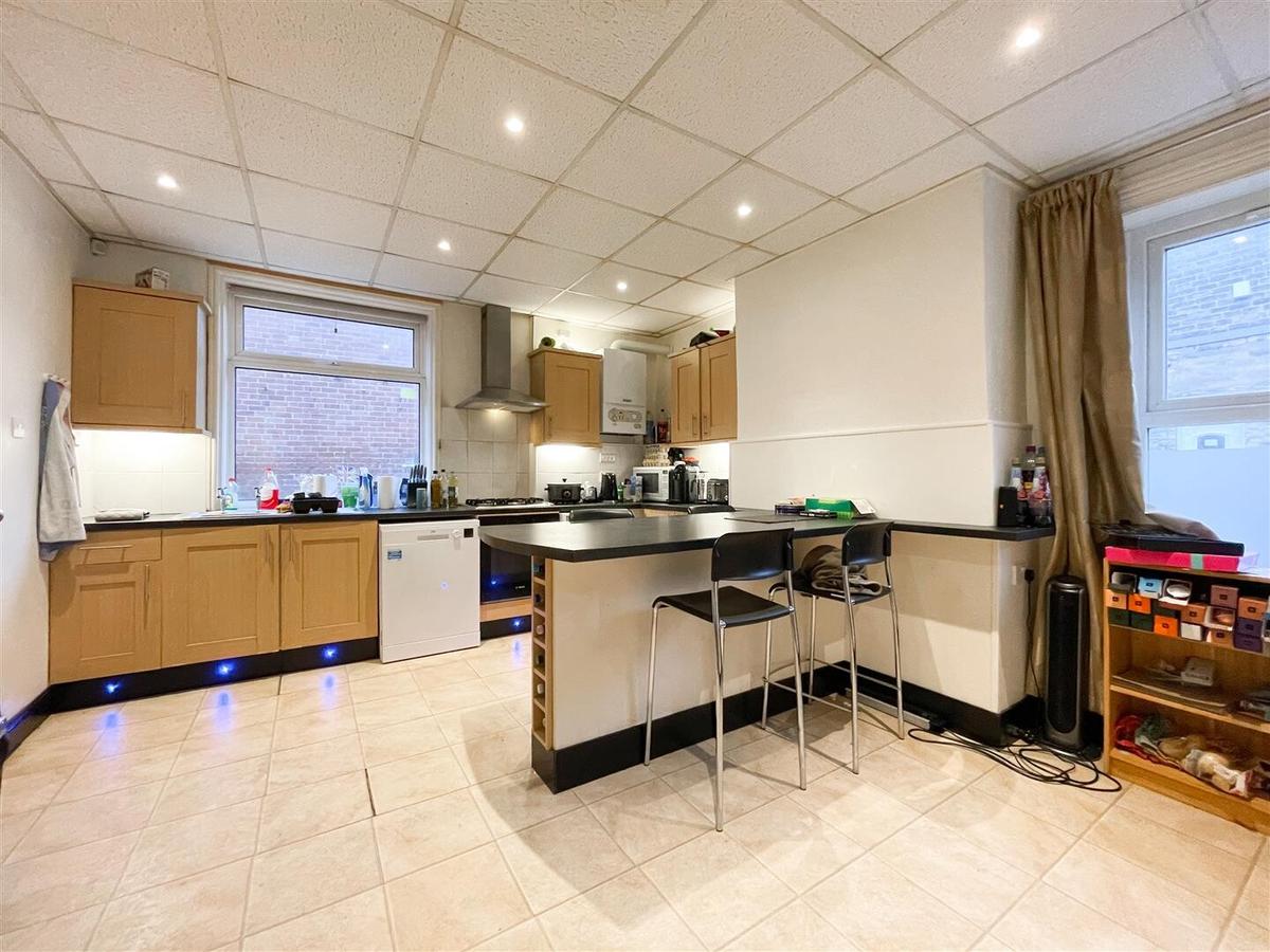 4 bedroom house for rent Roebuck Road, Sheffield, S6 3GQ | UniHomes