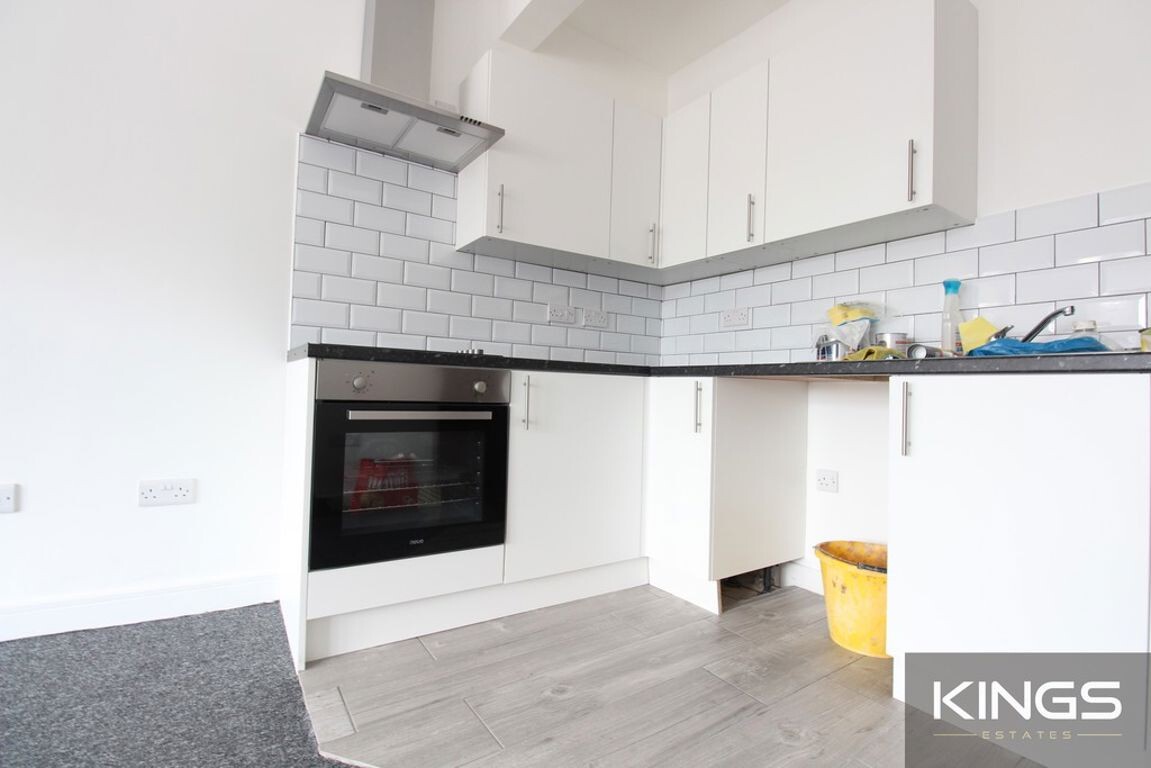 2 bedroom apartment for rent High Street Southampton, SO50 5LA | UniHomes