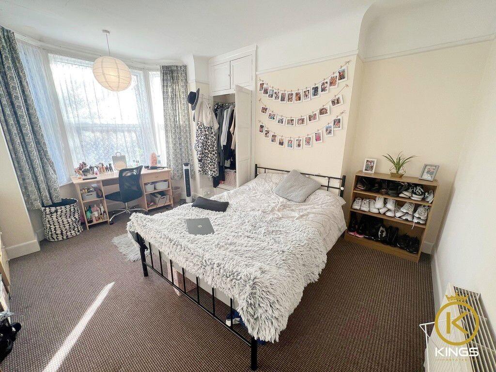 4 bedroom house for rent Somers Road, Portsmouth, PO5 4PS | UniHomes