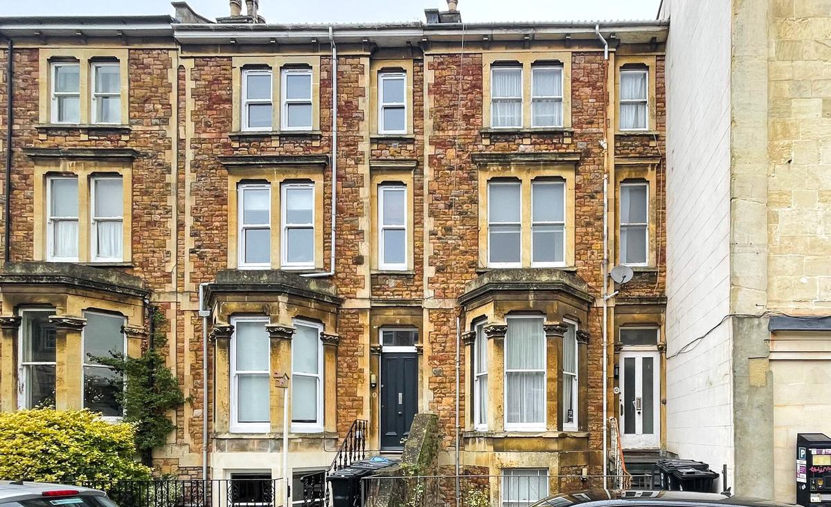 5 bedroom house for rent 10 Alma Vale Road, Clifton Bristol, BS8 2HY ...