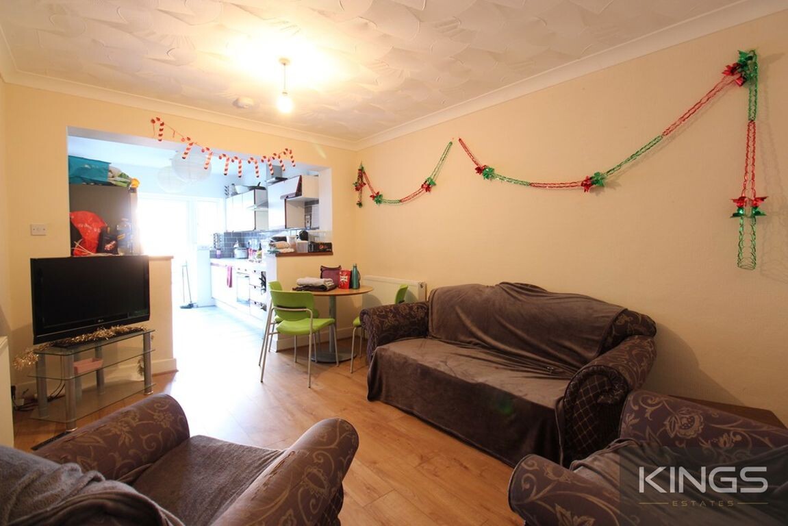 5 bedroom house for rent Welbeck Avenue Southampton, SO17 1SP | UniHomes