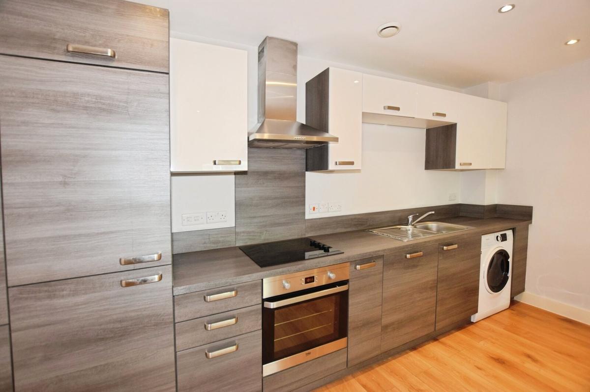 2 bedroom house for rent Engels House, Manchester, M4 6ER | UniHomes