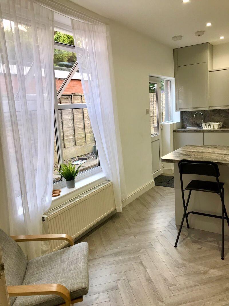 5 bedroom house for rent Oak Tree Lane Birmingham, B29 6HX | UniHomes