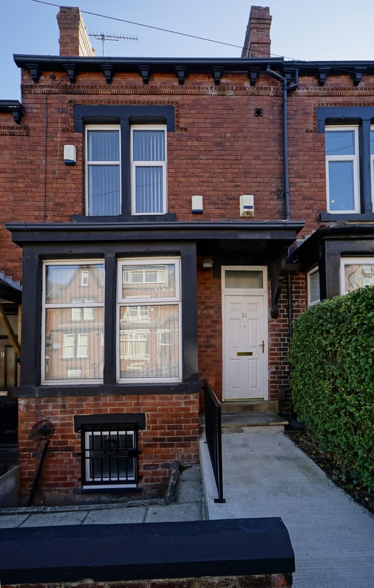 6 bedroom house for rent Burchett Place, Leeds, LS6 2LN | UniHomes