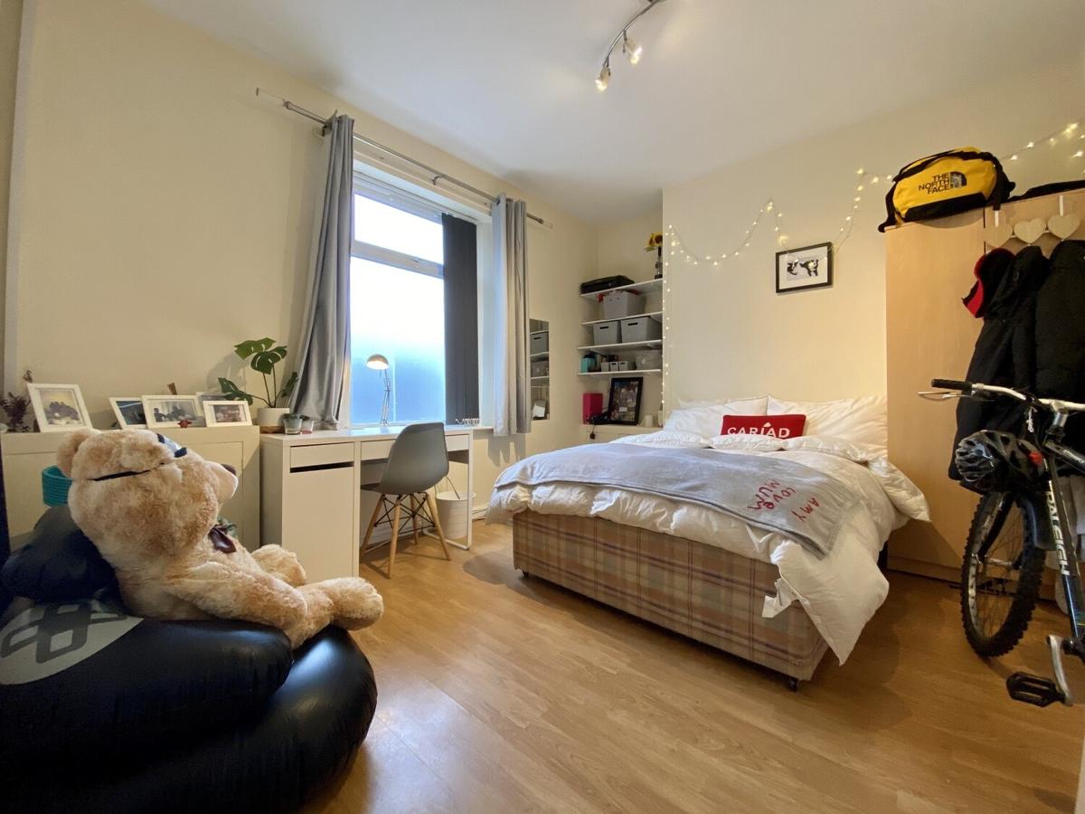 5 bedroom house for rent Wyverne Road Cardiff, CF24 4BJ | UniHomes