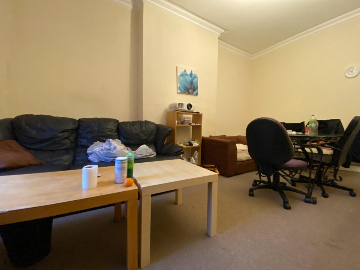 3 bedroom house for rent East Grove, Cardiff, CF24 3AE | UniHomes