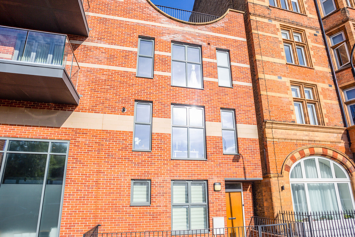 4 bedroom house for rent Avonmore Road Hammersmith London, W14 8RL ...