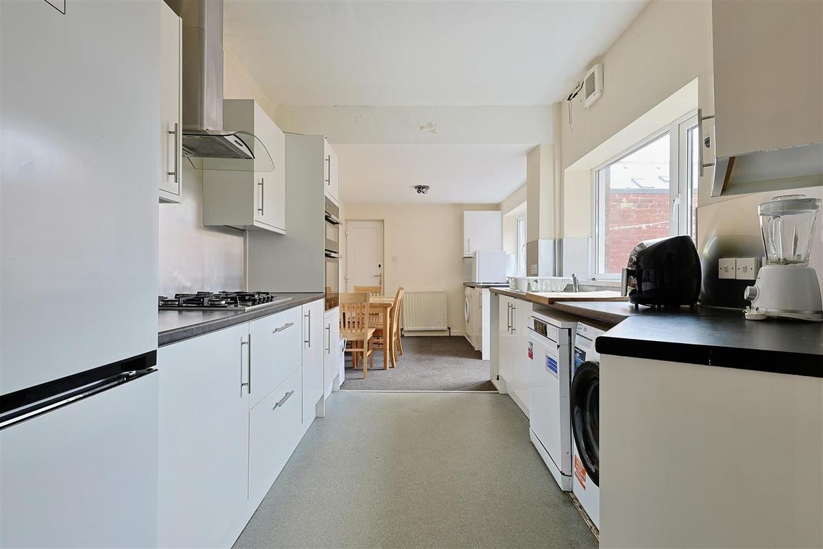 6 bedroom house for rent Tavistock Road Newcastle, NE2 3JA | UniHomes