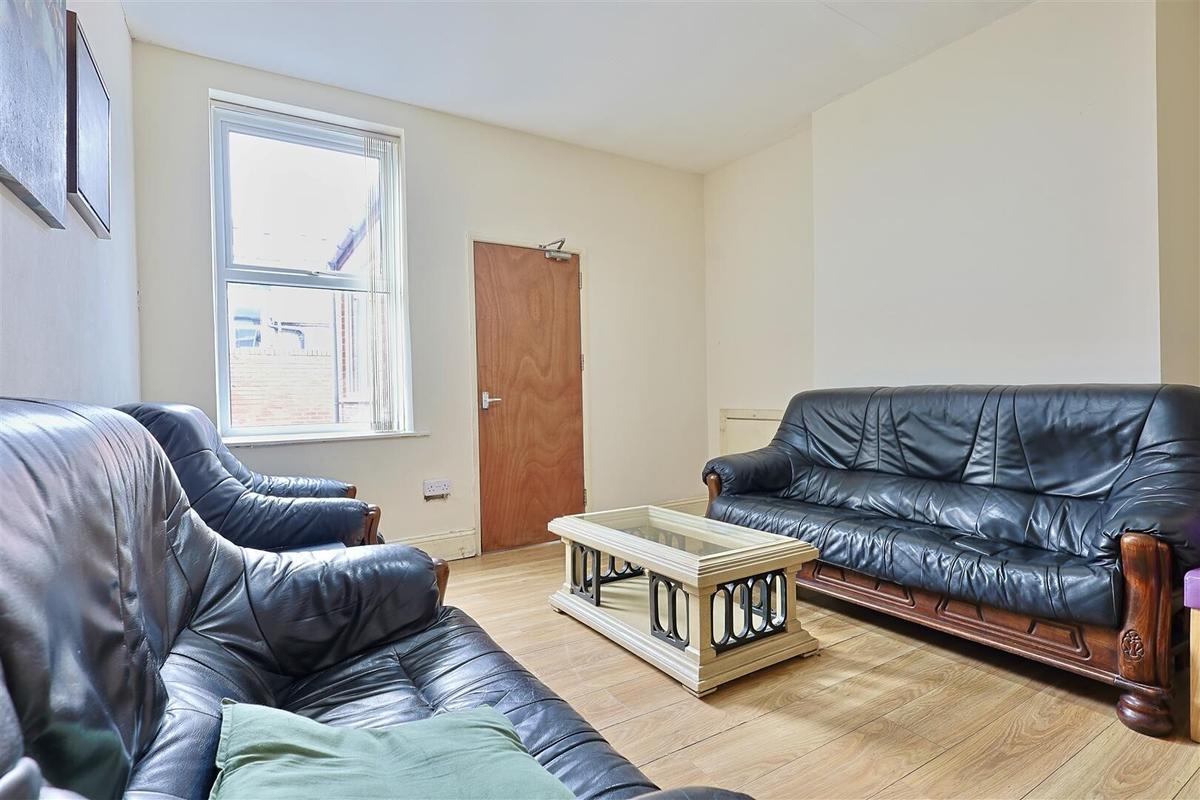 5 bedroom house for rent Hotspur Street Newcastle, NE6 5BE | UniHomes