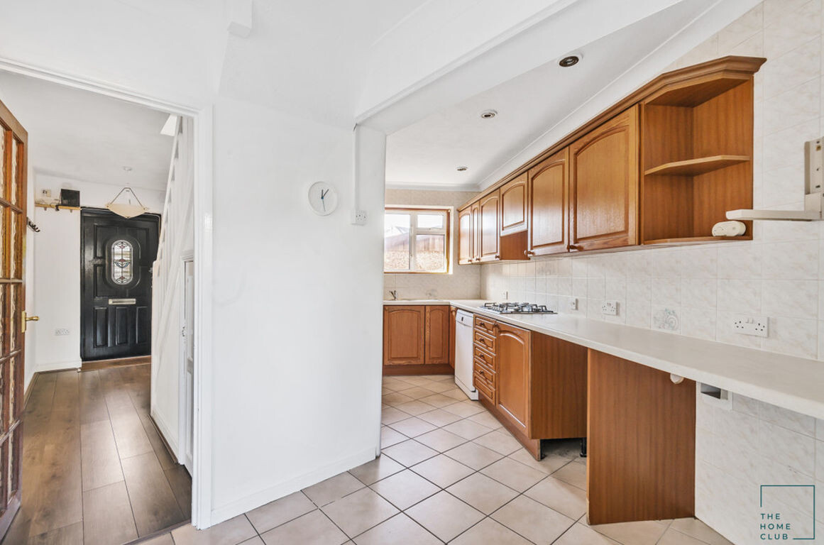 4 bedroom house for rent Saffron Platt, Surrey, GU2 9XX | UniHomes