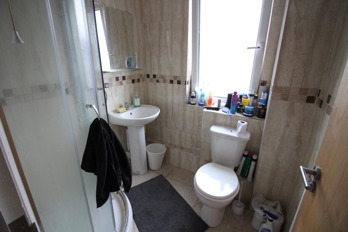 7 bedroom house for rent Maindy Road Cardiff, CF24 4HQ | UniHomes