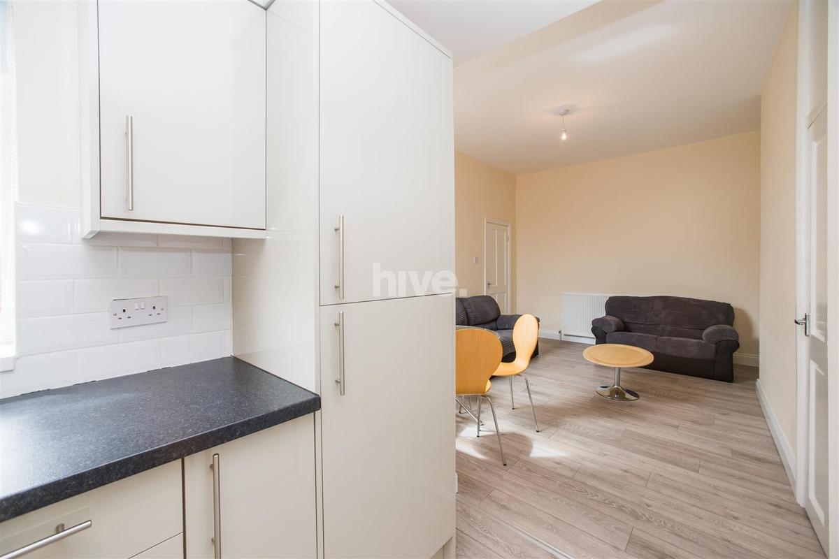 3 bedroom apartment for rent Doncaster Road Newcastle, NE2 1RA | UniHomes