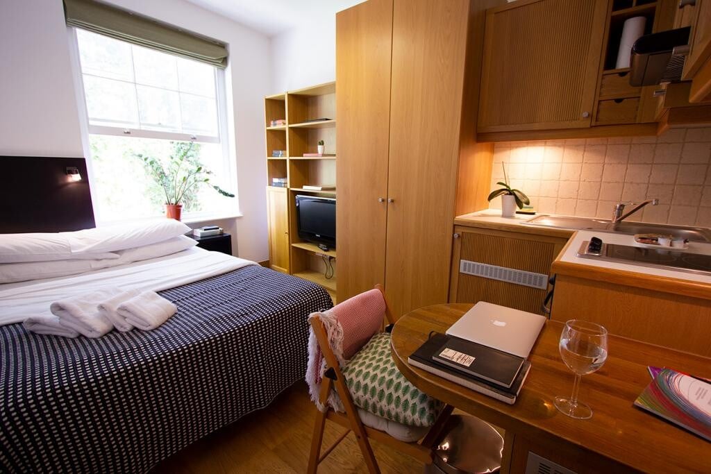 1 bedroom apartment for rent 30-31 Cartwright Gardens Bloomsbury London ...