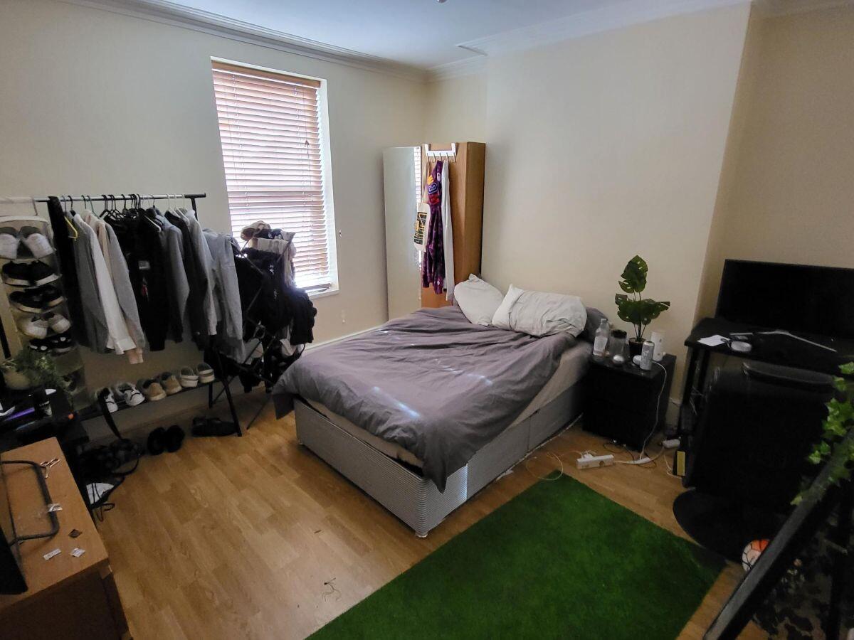6 bedroom house for rent Churchill Gardens Newcastle, NE2 1HB | UniHomes
