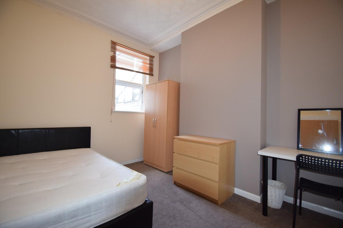 5 bedroom house for rent Keppoch Street Cardiff, CF24 3JS | UniHomes