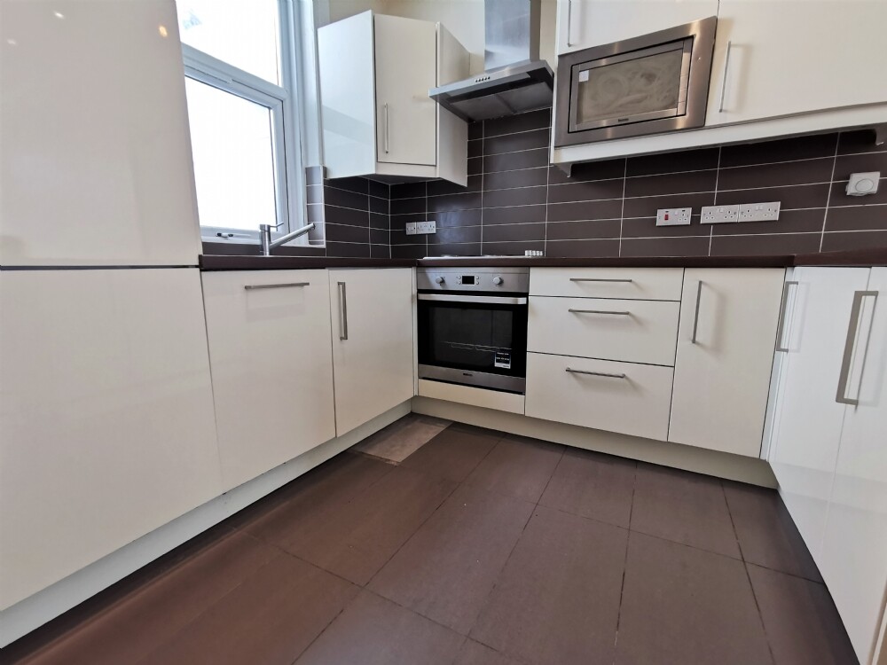 4 bedroom apartment for rent A Cleveland Street, Fitzrovia, London, W1T ...