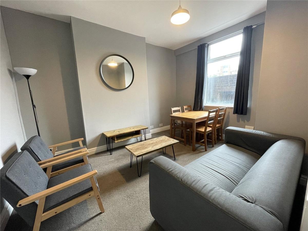 3 bedroom house for rent West Grove Manchester, M13 0AY | UniHomes