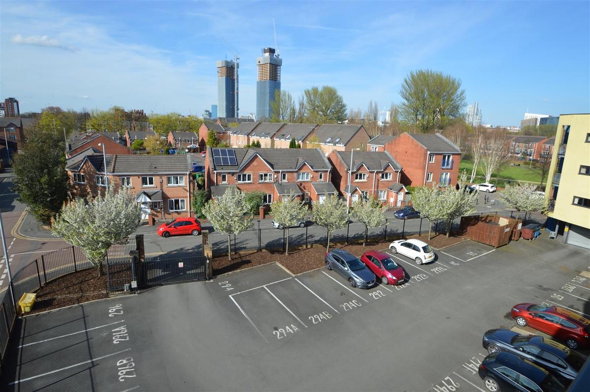 2 bedroom apartment for rent Stretford Road Manchester, M15 5TN | UniHomes