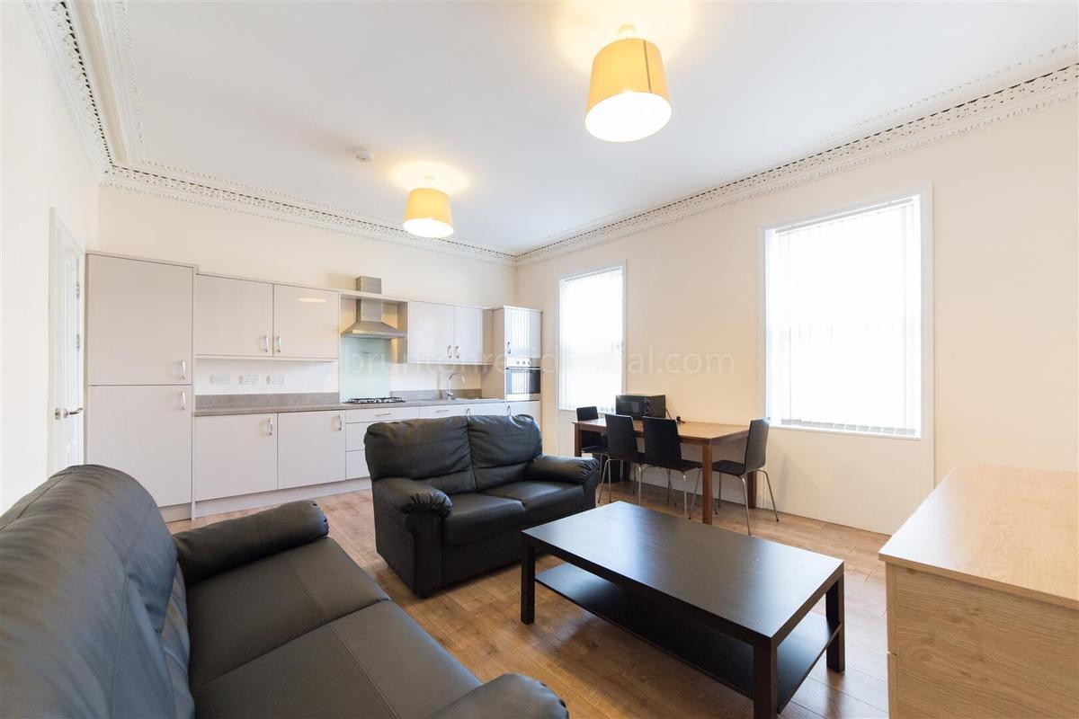 4 bedroom apartment for rent Chillingham Road, Newcastle, NE6 5LJ ...