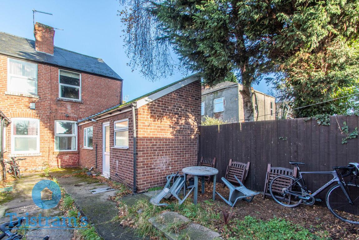 2 bedroom house for rent Warwick Street Nottingham, NG7 2PJ | UniHomes
