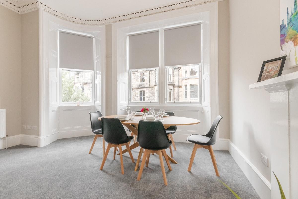 3 bedroom apartment for rent Forrest Road Edinburgh, EH1 2QP | UniHomes