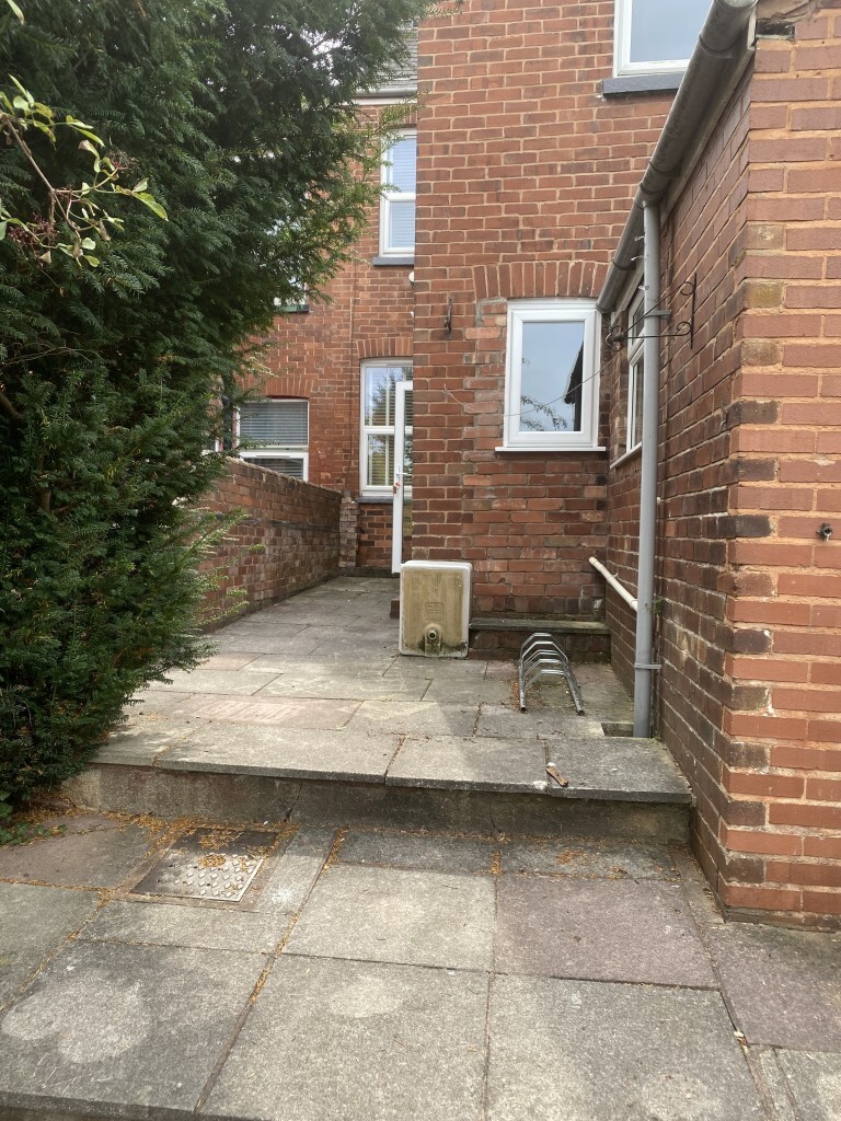 5 bedroom house for rent Priory Road Exeter, EX4 7AW | UniHomes