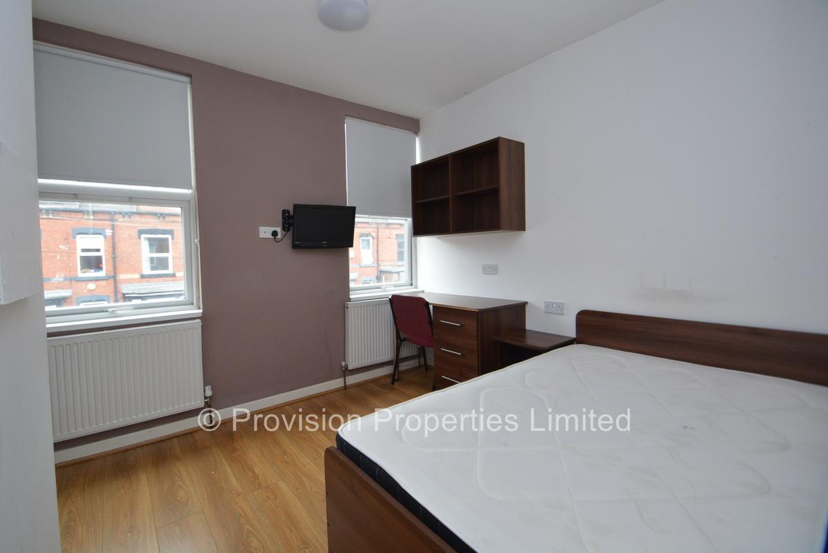 6 bedroom house for rent Ashville Avenue Leeds Leeds, LS6 1LX | UniHomes