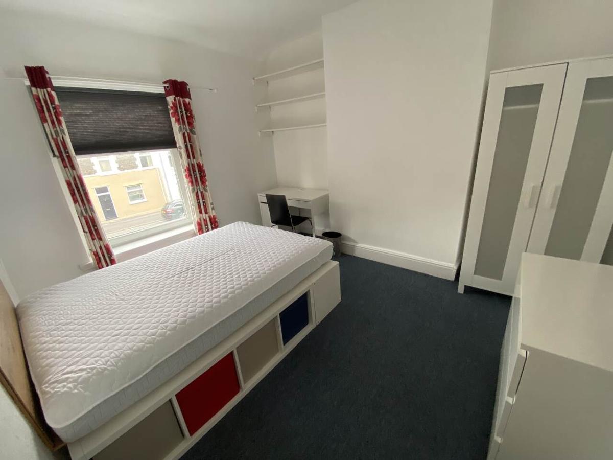 7 bedroom house for rent Cathays Terrace Cardiff, CF24 4HU | UniHomes