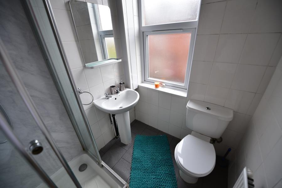 4 bedroom house for rent Claremont Grove, Leeds, LS3 1AX | UniHomes