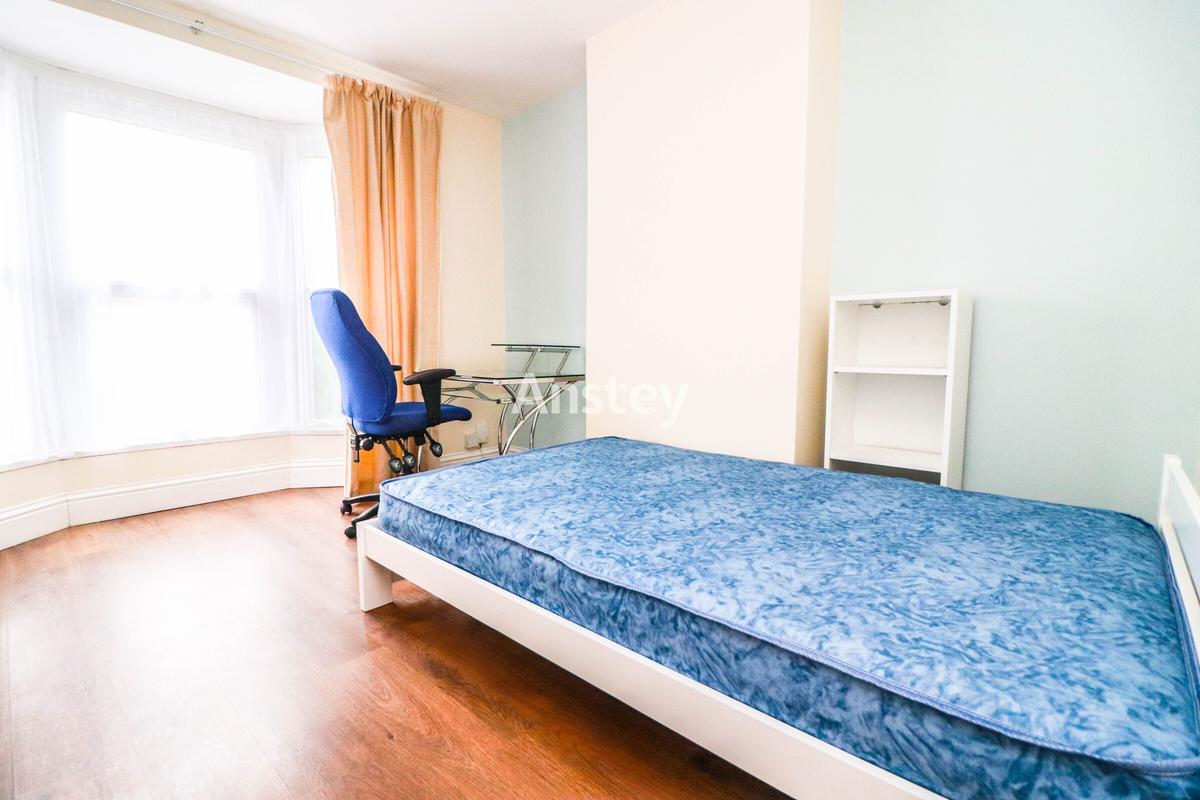 4 bedroom house for rent Portswood Road, Southampton, SO17 3SA | UniHomes