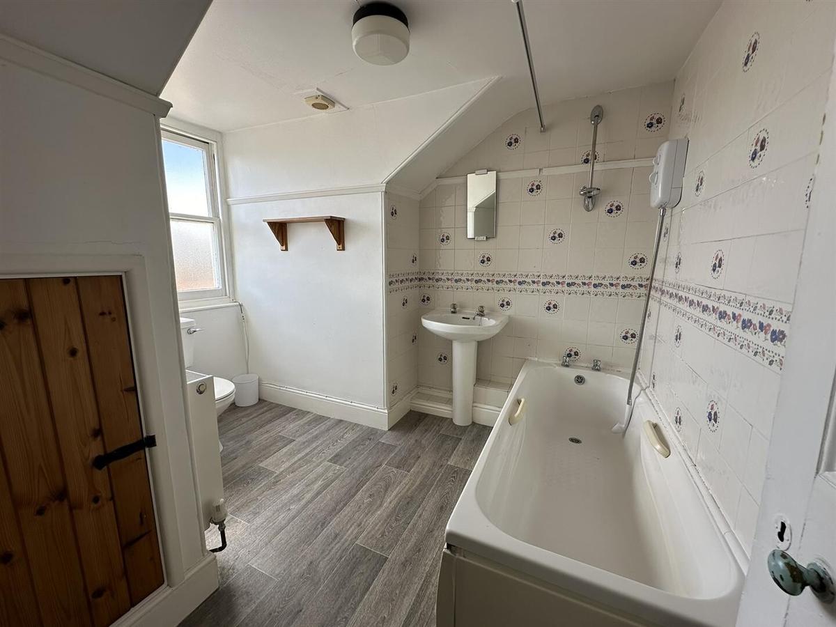 5 bedroom house for rent St. Johns Road, Exeter, EX1 2HR | UniHomes