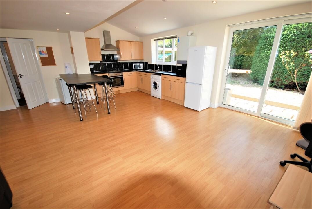 6 bedroom house for rent The Approach Leamington Spa, CV31 3HE | UniHomes