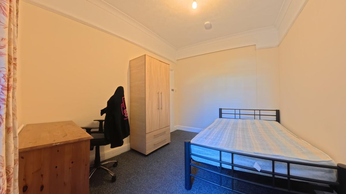 6 bedroom house for rent Brading Road Brighton, BN2 3PE | UniHomes