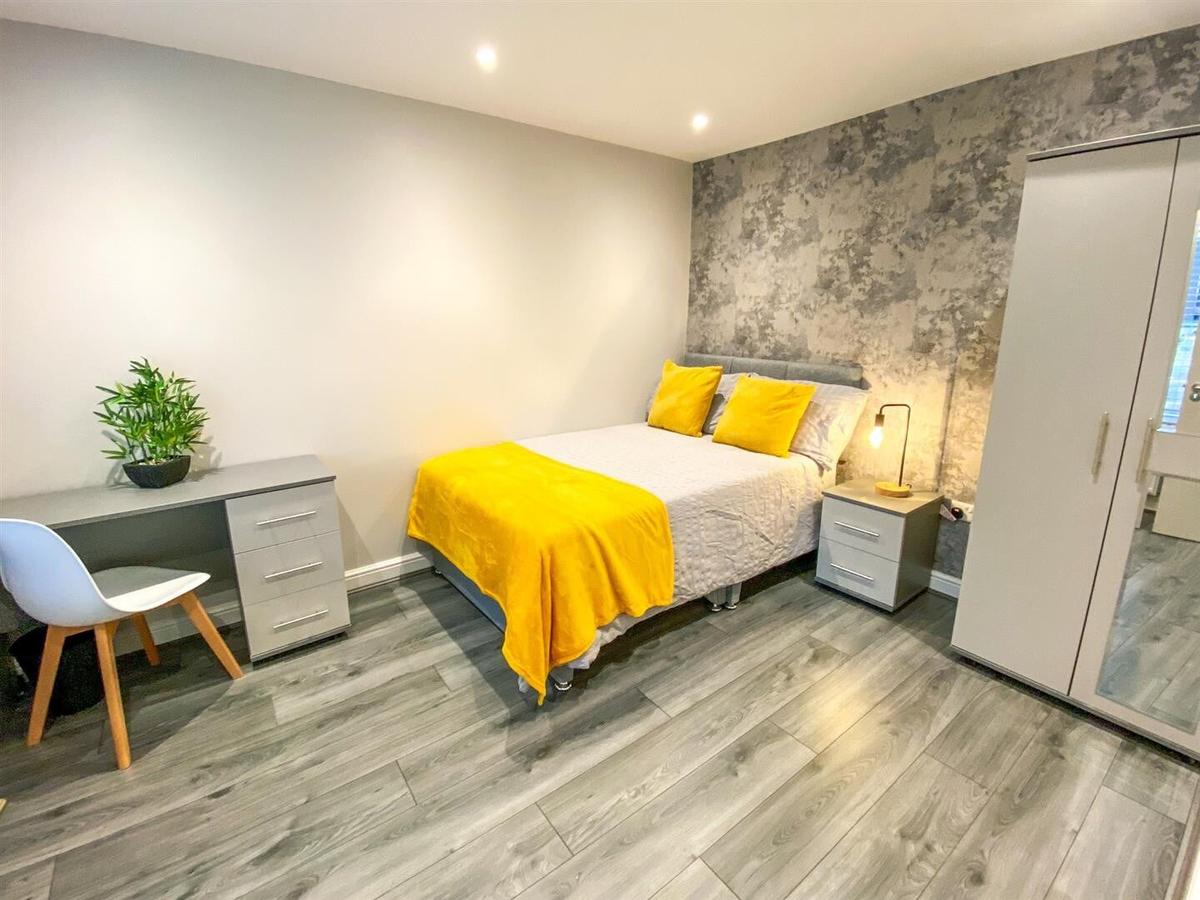 12 bedroom house for rent Bolsover Street Sheffield, S3 7NA | UniHomes