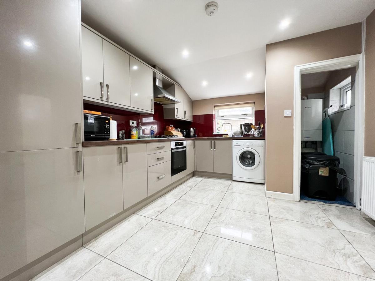 3 bedroom house for rent Pentre Street, Cardiff, CF11 6QX | UniHomes